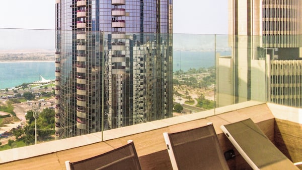 Abu Dhabi Royal Home, Family Apartment, Beach View - Abu Dhabi