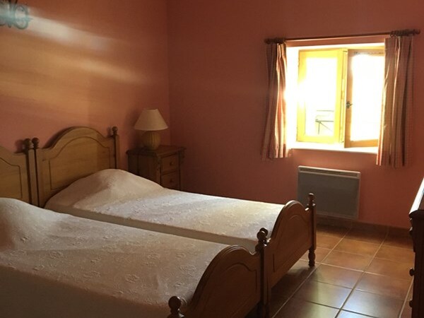 Gîte Spacieux Pour 9 Au Cœur Du Plateau De Valensole - Valensole