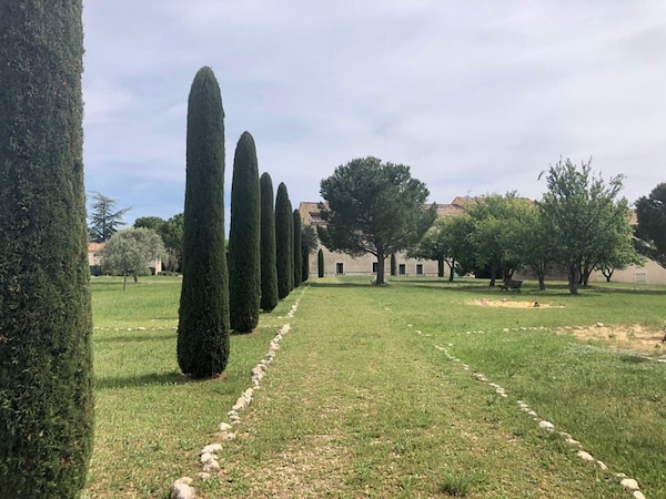 Studio Familial Paisible Avec Piscine Au Cœur De Valensole - Riez