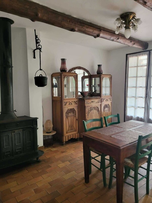 Charming Provencal Villa In The Heart Of A Medieval Village With View - Miramas