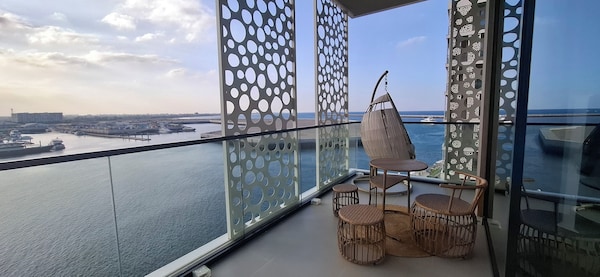Luxury Marina View Apartment In Juman 2 - マスカット