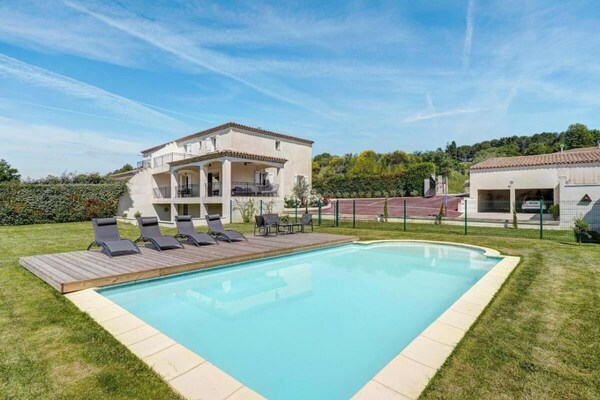 Charming 5-bedroom House With Pool In Aix-en-provence - Aix-en-Provence