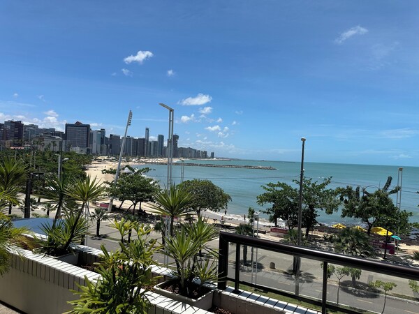 Chic Hotel Suite In Fabulous Meireles Fortaleza With Wifi, Fitness Room - Fortaleza