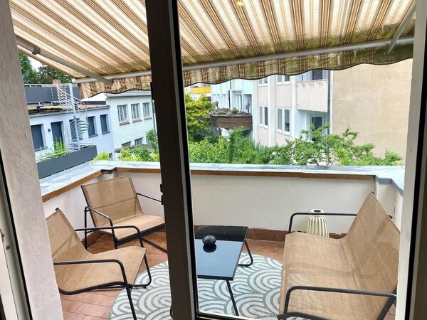 Staylight City House | 2 Apartments | 10 People - Hildesheim