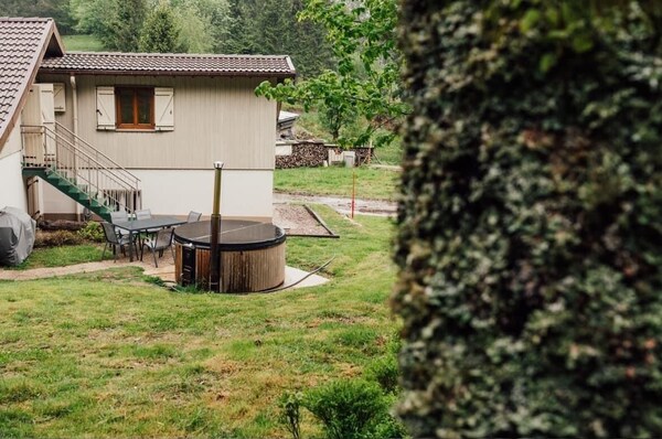 L'ecureuil Apartment, Finnish Bath On The Edge Of The Forest. Pets Allowed - Vogesen