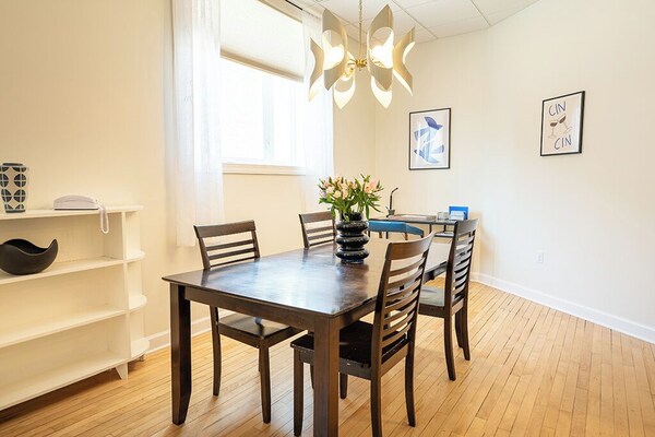 Downtown Duo | Wineries | Rooftop Deck | 2 Condos - Benton Harbor, MI