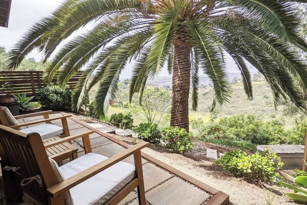 Mountaintop View + Outdoor Hot Soak Tub & Cinema - El Cajon, CA