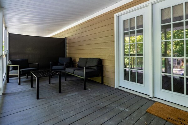 Comfy Duplex W/ 2 Kings+sofa Bed - Maryville, TN