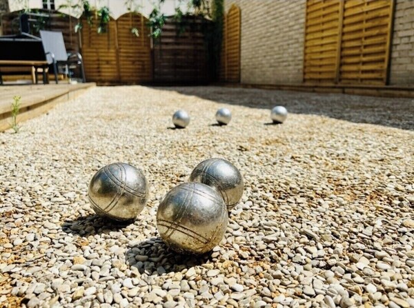 Rare = Appartement 6 Pers Centre-ville Avec Grande Terrasse, Spa, Pétanque - Bezannes