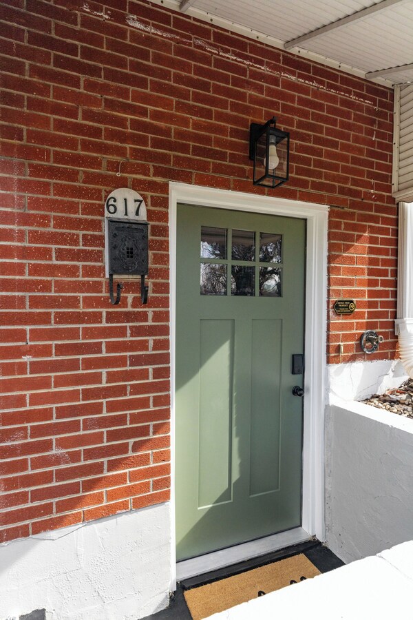 Lower Level 2-bedroom House- 8min To Lu/4min To Ul - Liberty University, Lynchburg