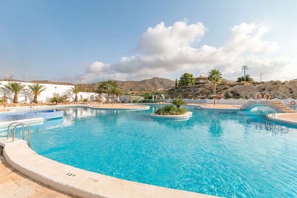Casa Vacanze 'Amplio' Con Piscina Condivisa, Wi-fi E Aria Condizionata - Mutxamel