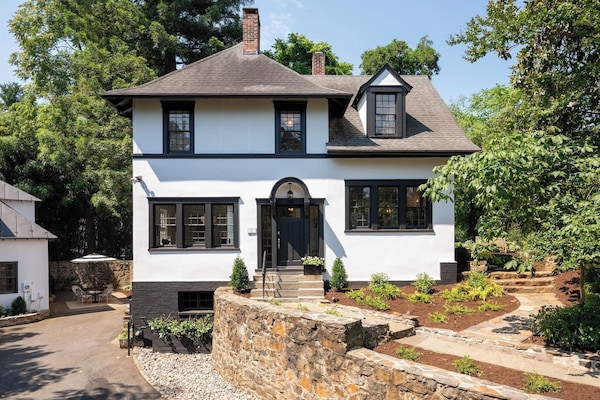 Perfect Uva Location | Historic Boone-white House - University of Virginia, Charlottesville