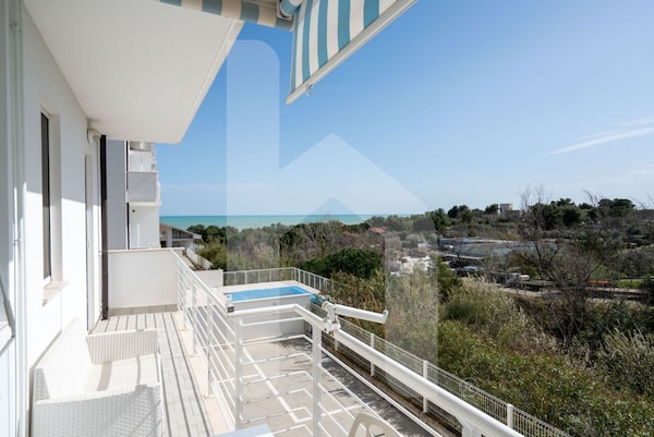 Homiday - Residence I Gabbiani - Interno 1, Trilocale Livrea - Pineto