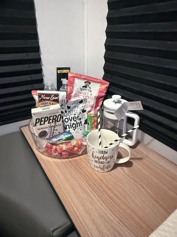 Rv Of Serenity W/cozy Cotton Comforts, Easy Self Check-ins, And Privacy Galore! - California