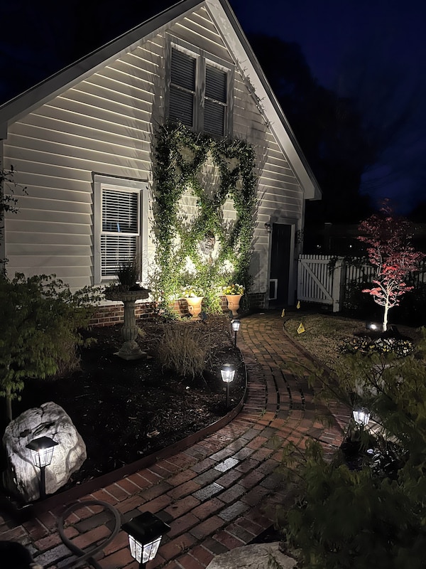 Love Nest On The Neuse In The Heart Of Historic District, River Views - New Bern, NC