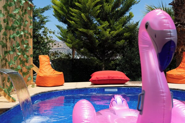 Charming 2-bedroom Villa With Ac And Wifi In Brilliant Muğla - Yalıkavak