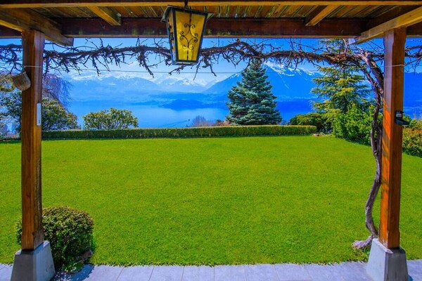 Swisshut Stunning Views Alps & Lake - Chalet Emmit - Gunten