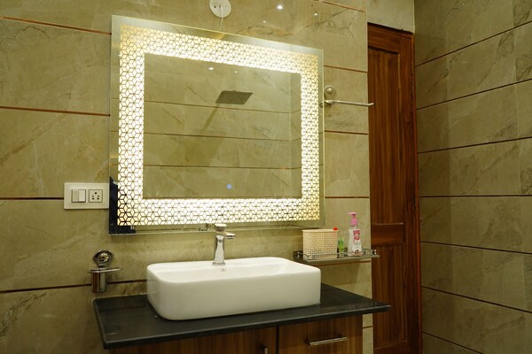 Sudhir Resort  Scenic Getaway In Uttarakhand For Stays, Parties & Events - Uttarakhand