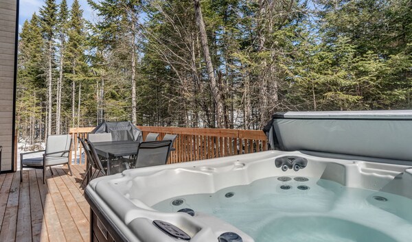 Le Louna - Rest & Recharge In Nature - Spa & Sauna - Quebec City