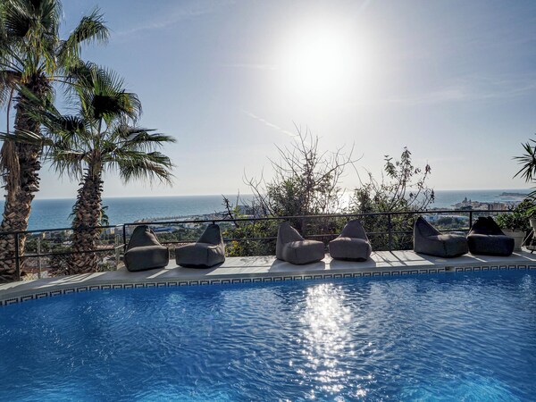 Pink Loft By Hello Homes Sitges - Castelldefels