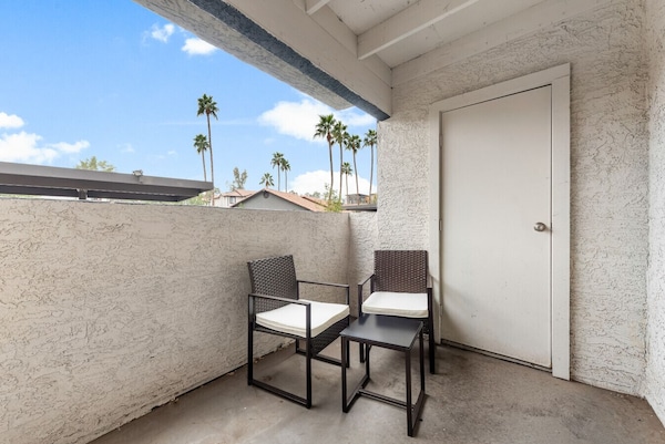 Charming 2br Nearasu,pool,grill,parking,pet Frndly - Tempe, AZ