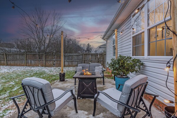 4-bedroom House With 2 King Beds In Enchanting Murfreesboro. Welcome Home! - Murfreesboro, TN