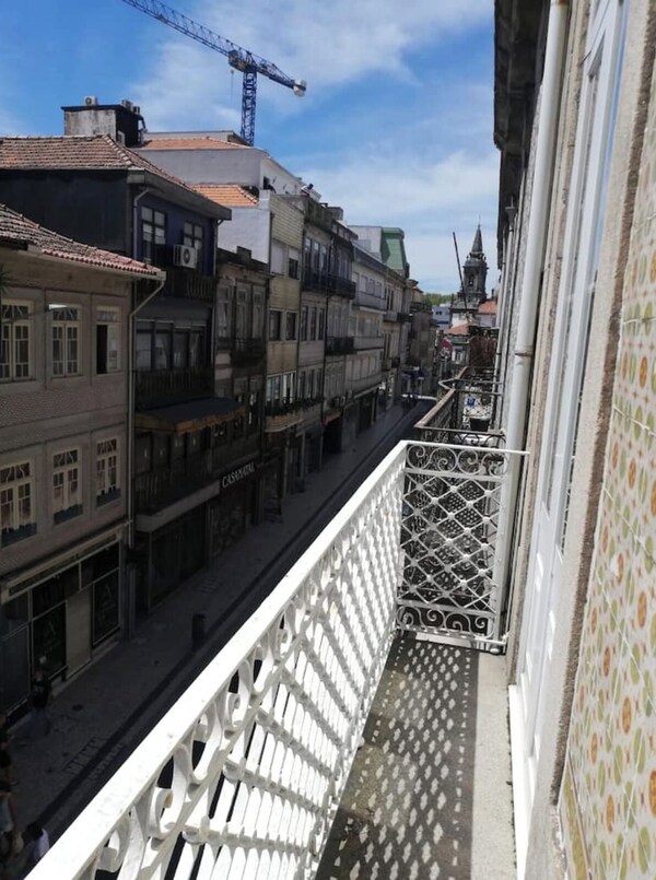 Beautiful In Bolhão Is In The Heart Of Porto - Maia