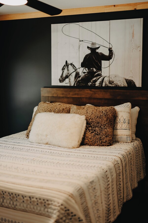 Cozy Ranch Retreat 10 Minutes From To Town! Come See What Sets Us Apart! - Kentucky