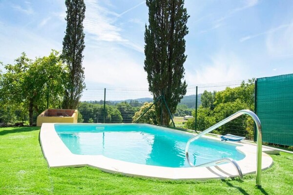 A Casiña De Arcos De Furcos, Con Piscina Y Barbacoa En El Rural. Admite Mascotas - A Estrada
