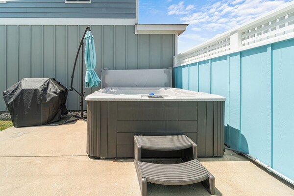 Cb53- Tide And Seek, A Spacious 4-bedroom Home In The Beautiful Oceanside Area Of Corolla. - Corolla, NC
