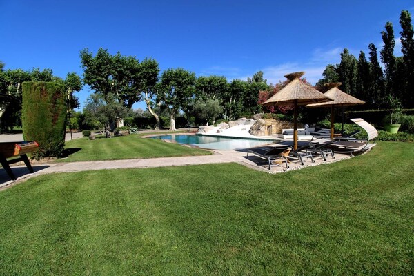 Mas De Vacances Climatisé Avec Piscine, Animaux Admis (1). - Bouches-du-Rhône