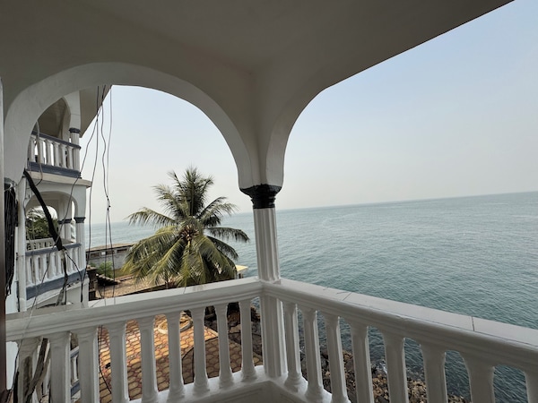 Spacious 3-bedroom Apartment With Wifi, Ac In Beautiful Freetown - Freetown