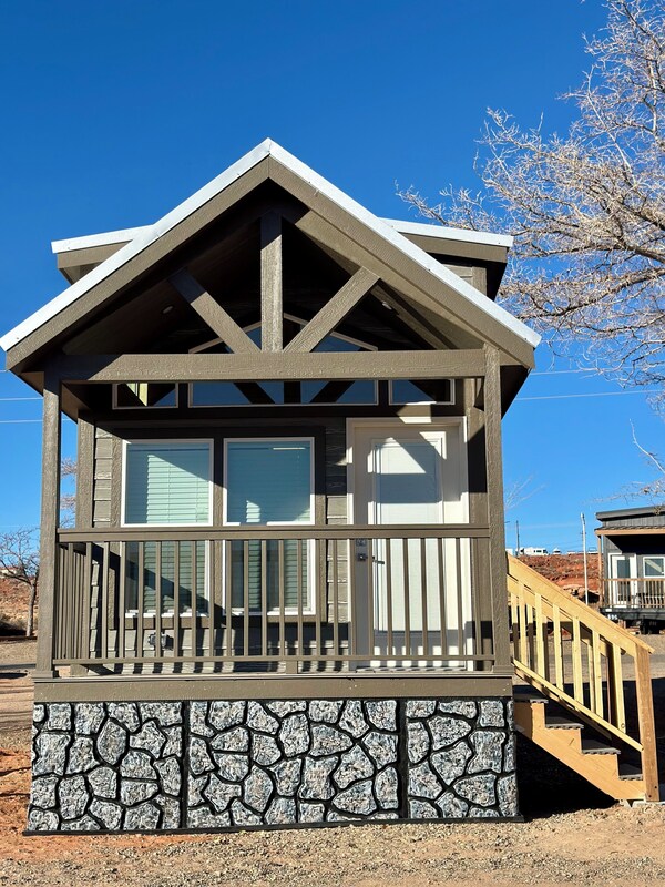 Tiny Home King Room #13d - Page, AZ
