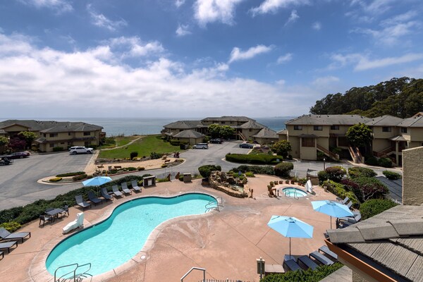 Seascape North Bluff Pool & Ocean View 2br - Capitola, CA