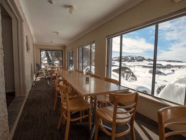 5 Share - 5 Share Room - Mt Perisher Views - Perisher Ski Resort