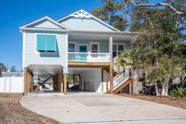 New Property - 15% Off June/july 2025 - Pet Friendly Home - Oak Island, NC