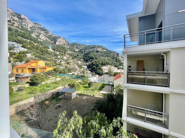 This Condominium Is A 1 Bedroom(s), 1 Bathrooms, Located In Beausoleil (06240), Al. - Èze