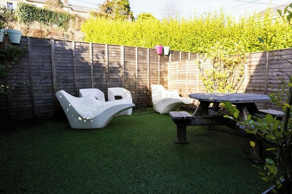 Beach Views, Elegant & Modernised 5bd Period Home - Tramore