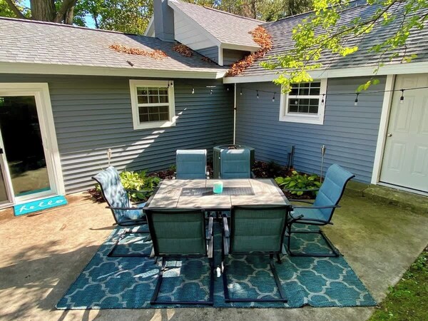 Walktotown : Pets, Lakes, Golf, And Bikes Nearby! - Torch Lake, MI