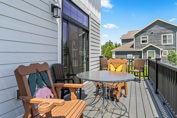 New Construction Condo In Egg Harbor With Community Pool, Hot Tub, Gym - Egg Harbor, WI