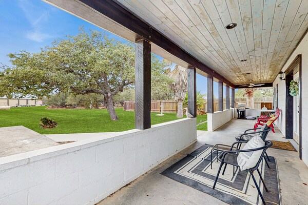 Dog-friendly Home With Full Kitchen, Patio, Bbq And Cozy Living Room - Goose Island State Park, Rockport