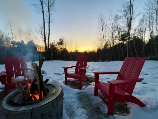 Berry Mountain Lodge: Spacious 5-bedroom House Close To Skiing And Lake Sunapee - New Hampshire (State)