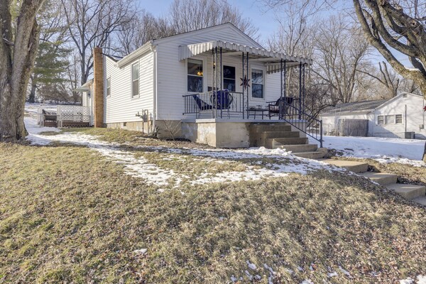 3 Mi To Englewood Dam: Pet-friendly Home W/ Yard! - Dayton, OH