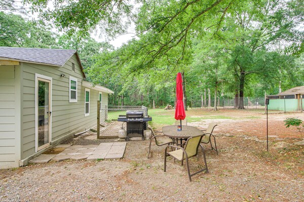 4 Mi To Savannah River Access: Home W/ Fire Pit - Hamilton Branch State Park, Plum Branch