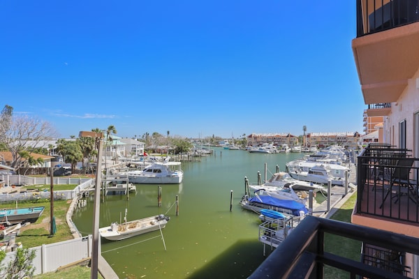 Newly Listed Condo. Madeira Bay Resort 310 - Madeira Beach, FL