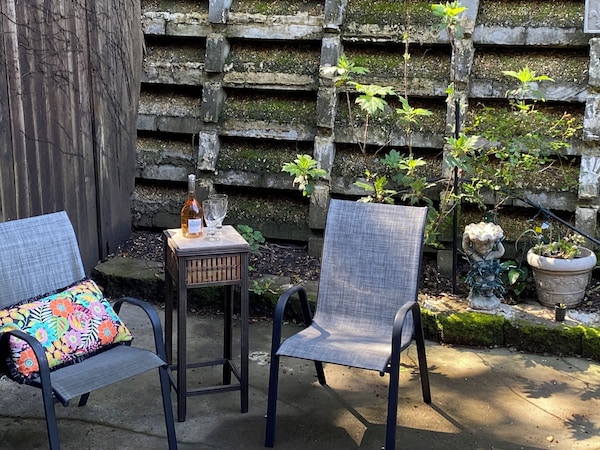 Geyserville Getaway Retreat 30 Day Minimum - Cloverdale, CA