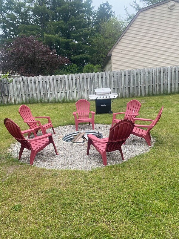 Camp Bellaire - Lakes - Ski - Golf - Walk To Downtown And Shorts Brewing! - Torch Lake, MI