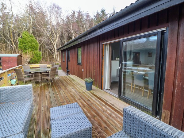 Fig Tree Lodge, Pet Friendly, Character Holiday Cottage In Penrith - Dumfries and Galloway