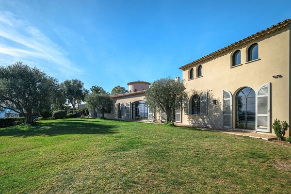 Villa Grand Largue - Vue Mer 180° - Cannes