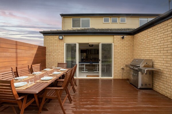 Daintree Family Getaway- Beach, Aircon, Great Yard - Point Lonsdale